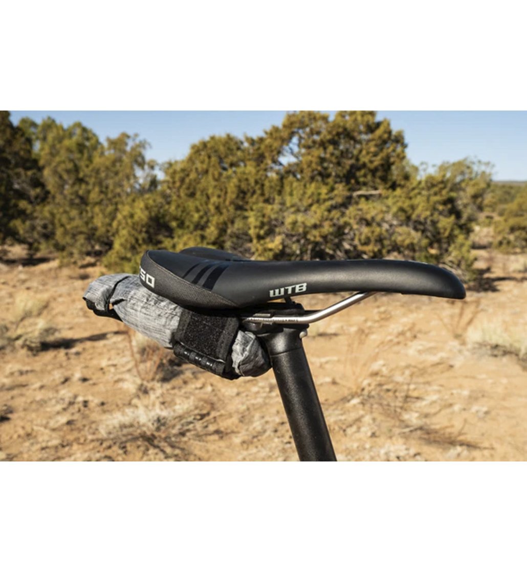 Wolf Tooth B-Rad Teklite Roll-Top 0,6L con piastra di montaggio - borsa ...